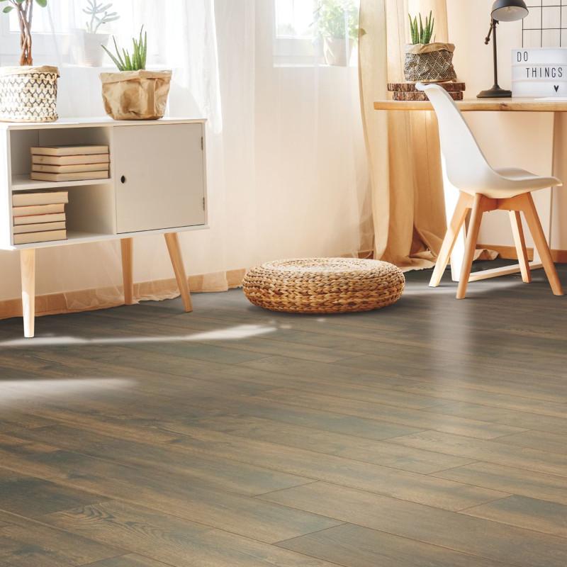 Mohawk RevWood Rivercrest Aged Barrel Oak | OnFlooring