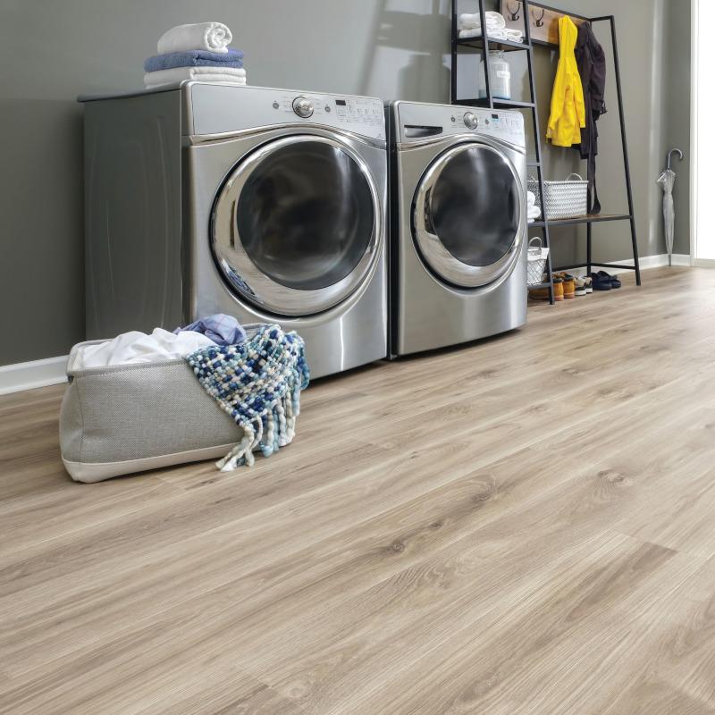 Mohawk RevWood Premier Ivey Gates Polished Grey Oak | OnFlooring